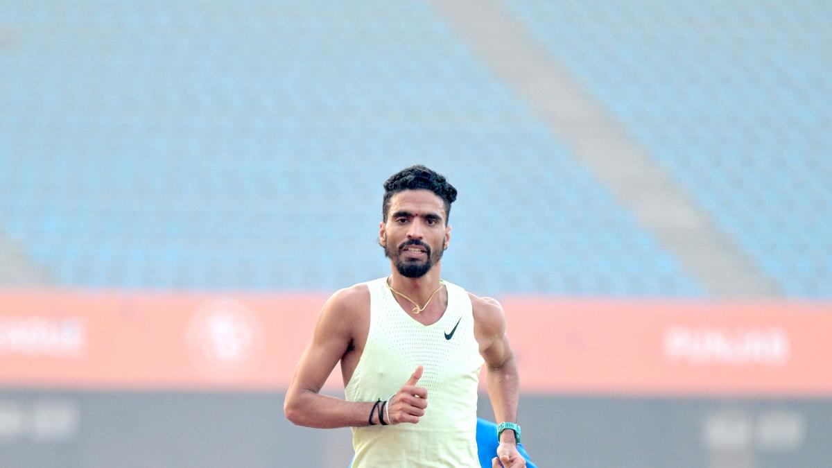 Gulveer Singh sets 5000m indoor national record, becomes first Indian to break 13-minute mark ...
